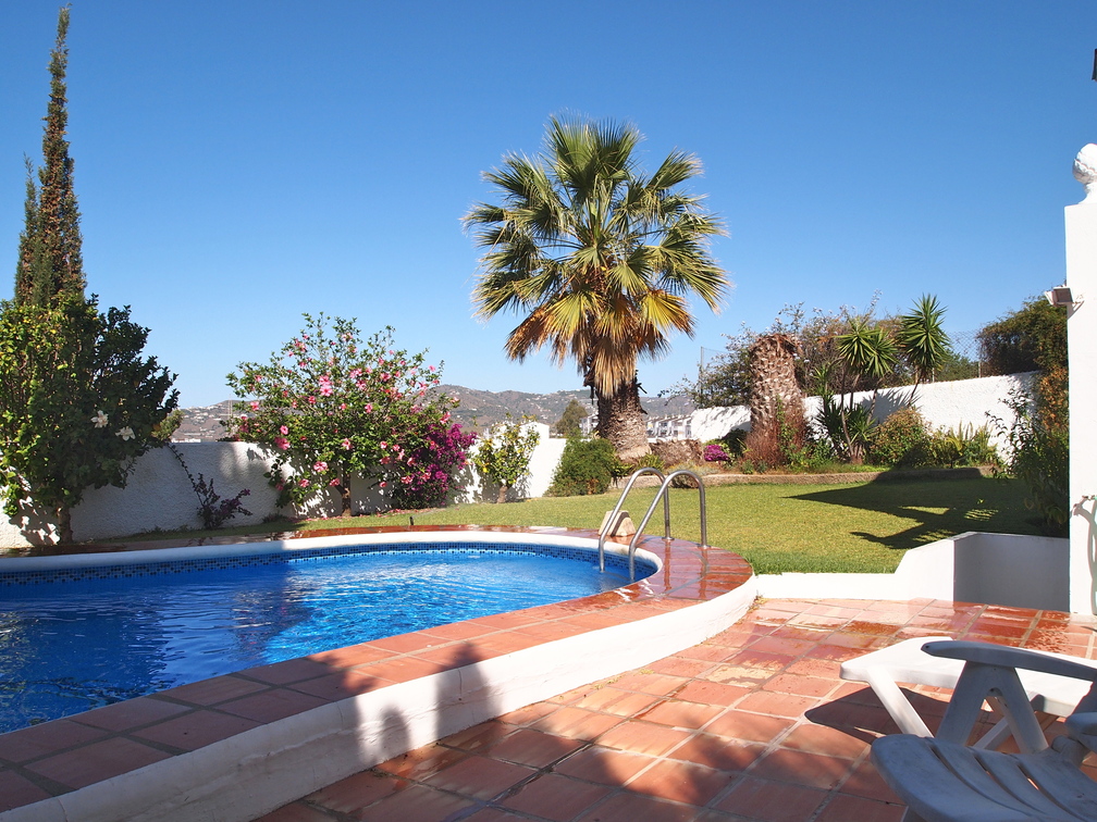 Accommodation in Nerja, Nerja Accommodation, Villas in Nerja, Nerja ...